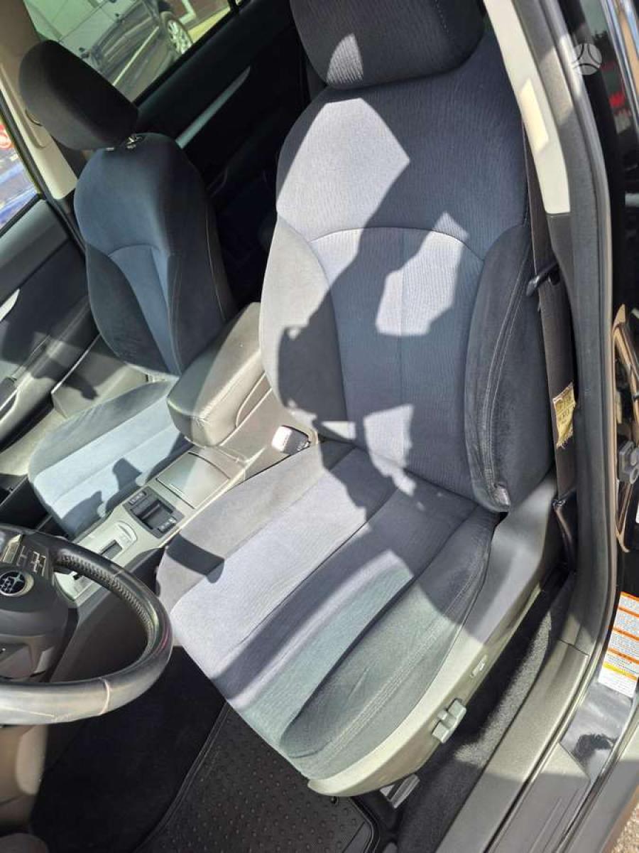 Black Subaru Outback 2010 in Utena, with an engine capacity of 2.46 L and mileage of 201 thousand km for 7950 €, photo 16 on AUTOMOTO.COM.LV