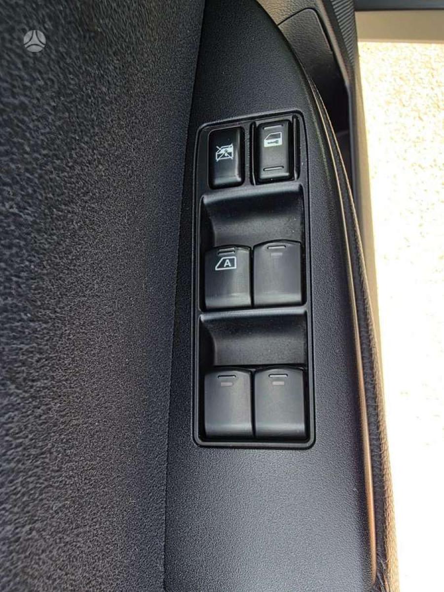 Black Subaru Outback 2010 in Utena, with an engine capacity of 2.46 L and mileage of 201 thousand km for 7950 €, photo 23 on AUTOMOTO.COM.LV