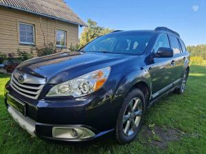 Black Subaru Outback 2010 in Utena, with an engine capacity of 3.63 L and mileage of 241 thousand km for 4800 €, photo 3 on AUTOMOTO.COM.LV