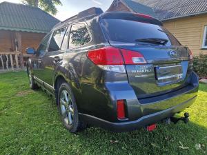 Black Subaru Outback 2010 in Utena, with an engine capacity of 3.63 L and mileage of 241 thousand km for 4800 €, photo 4 on AUTOMOTO.COM.LV