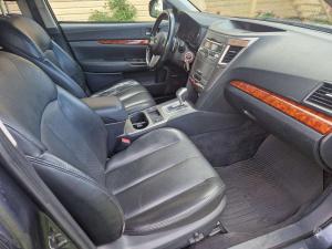 Black Subaru Outback 2010 in Utena, with an engine capacity of 3.63 L and mileage of 241 thousand km for 4800 €, photo 7 on AUTOMOTO.COM.LV
