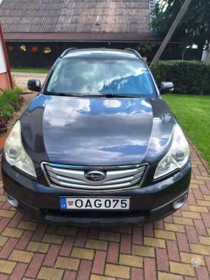 Black Subaru Outback 2010 in Vilnius, with an engine capacity of 2.46 L and mileage of 160 thousand km for 5200 €, photo  on AUTOMOTO.COM.LV