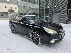 Black Subaru Outback 2011 in Vilnius, with an engine capacity of 2.00 L and mileage of 280 thousand km for 2650 €, photo 4 on AUTOMOTO.COM.LV