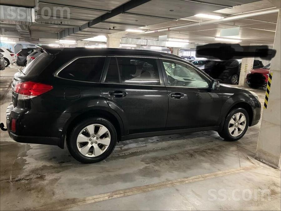 Melns Subaru Outback 2011 Jelgava, ar dzinēja tilpumu 2.50 L un nobraukumu 348 tūkst. km par 4250 €, foto 1 vietnē AUTOMOTO.COM.LV