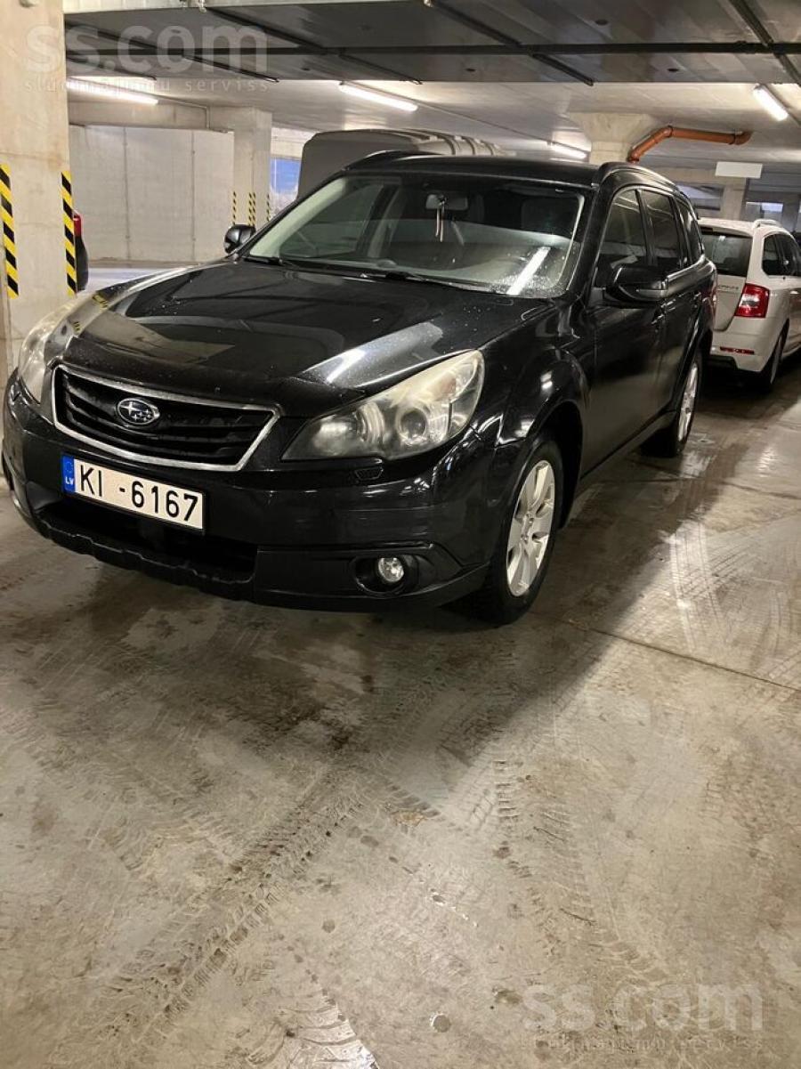 Melns Subaru Outback 2011 Jelgava, ar dzinēja tilpumu 2.50 L un nobraukumu 348 tūkst. km par 4250 €, foto 3 vietnē AUTOMOTO.COM.LV