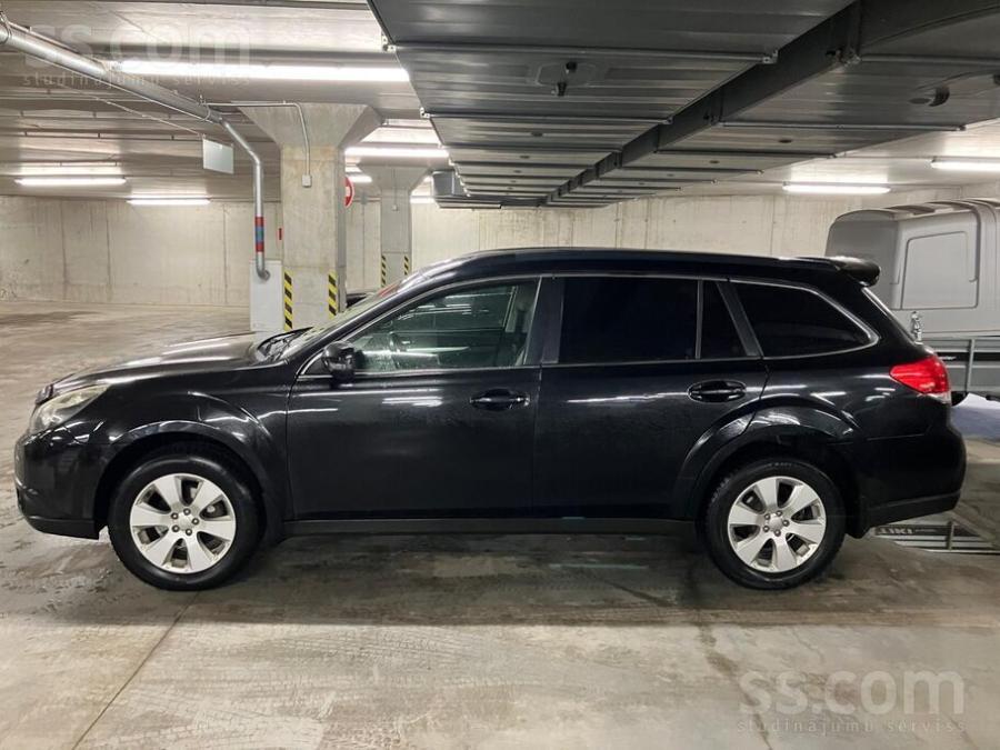Melns Subaru Outback 2011 Jelgava, ar dzinēja tilpumu 2.50 L un nobraukumu 348 tūkst. km par 4250 €, foto 4 vietnē AUTOMOTO.COM.LV
