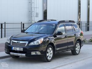 Black Subaru Outback 2011 in Vilnius, with an engine capacity of 2.50 L and mileage of 300 thousand km for 5150 €, photo 16 on AUTOMOTO.COM.LV