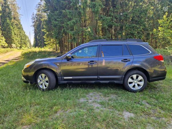 Melns Subaru Outback 2011 Kazlų Rūda, ar dzinēja tilpumu 2.46 L un nobraukumu 330 tūkst. km par 5400 €, foto 6 vietnē AUTOMOTO.COM.LV
