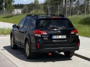 Black Subaru Outback 2011 in Vilnius, with an engine capacity of 2.50 L and mileage of 305 thousand km for 4200 €, photo 12 on AUTOMOTO.COM.LV