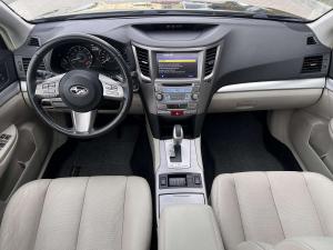 Black Subaru Outback 2011 in Vilnius, with an engine capacity of 2.46 L and mileage of 260 thousand km for 6350 €, photo 10 on AUTOMOTO.COM.LV