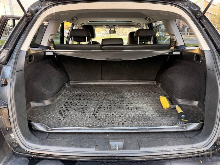 Melns Subaru Outback 2011 Rīga, ar dzinēja tilpumu 2.00 L un nobraukumu 296 tūkst. km par 2800 €, foto 10 vietnē AUTOMOTO.COM.LV