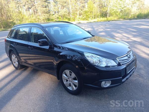 Black Subaru Outback 2012 in Jurmala, with an engine capacity of 2.50 L and mileage of 0 thousand km for 5450 €, photo 3 on AUTOMOTO.COM.LV