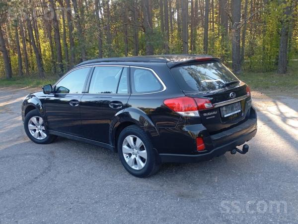 Black Subaru Outback 2012 in Jurmala, with an engine capacity of 2.50 L and mileage of 0 thousand km for 5450 €, photo 7 on AUTOMOTO.COM.LV