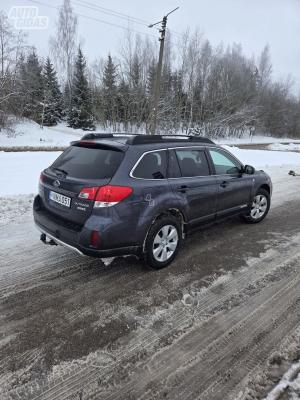 Black Subaru Outback 2012 in Utena, with an engine capacity of 2.50 L and mileage of 210 thousand km for 6350 €, photo 7 on AUTOMOTO.COM.LV