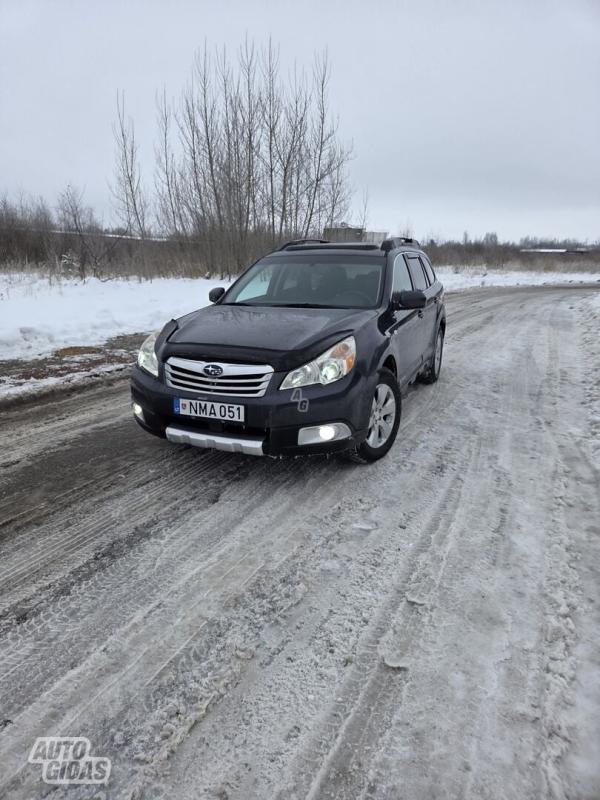 Black Subaru Outback 2012 in Utena, with an engine capacity of 2.50 L and mileage of 210 thousand km for 6350 €, photo 10 on AUTOMOTO.COM.LV