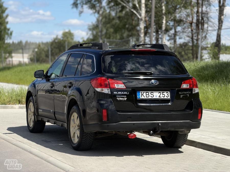 Черный Субару Аутбек 2012 в Вильнюс, объемом двигателя 2.50 л и пробегом 305 тыс. км за 4200 €, фото 10 на AUTOMOTO.COM.LV