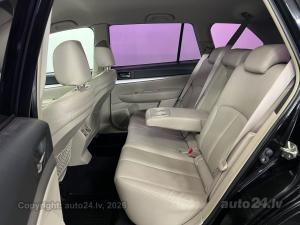Black Subaru Outback 2012 in Parnu, with an engine capacity of 2.50 L and mileage of 329 thousand km for 3990 €, photo 11 on AUTOMOTO.COM.LV