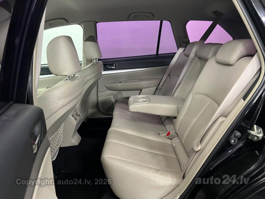 Black Subaru Outback 2012 in Parnu, with an engine capacity of 2.50 L and mileage of 329 thousand km for 3990 €, photo 11 on AUTOMOTO.COM.LV