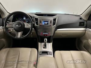 Black Subaru Outback 2012 in Parnu, with an engine capacity of 2.50 L and mileage of 329 thousand km for 3990 €, photo 14 on AUTOMOTO.COM.LV