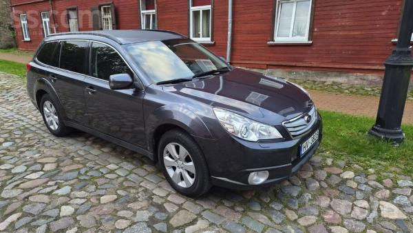 Melns Subaru Outback 2012 Rīga, ar dzinēja tilpumu 2.50 L un nobraukumu 323 tūkst. km par 5200 €, foto 1 vietnē AUTOMOTO.COM.LV