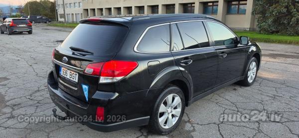 Black Subaru Outback 2012 in Tallinn, with an engine capacity of 2.00 L and mileage of 0 thousand km for 3999 €, photo 9 on AUTOMOTO.COM.LV