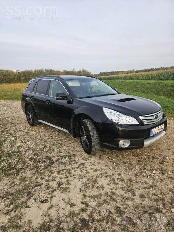 Melns Subaru Outback 2012 Rīga, ar dzinēja tilpumu 2.00 L un nobraukumu 256 tūkst. km par 3800 €, foto 4 vietnē AUTOMOTO.COM.LV