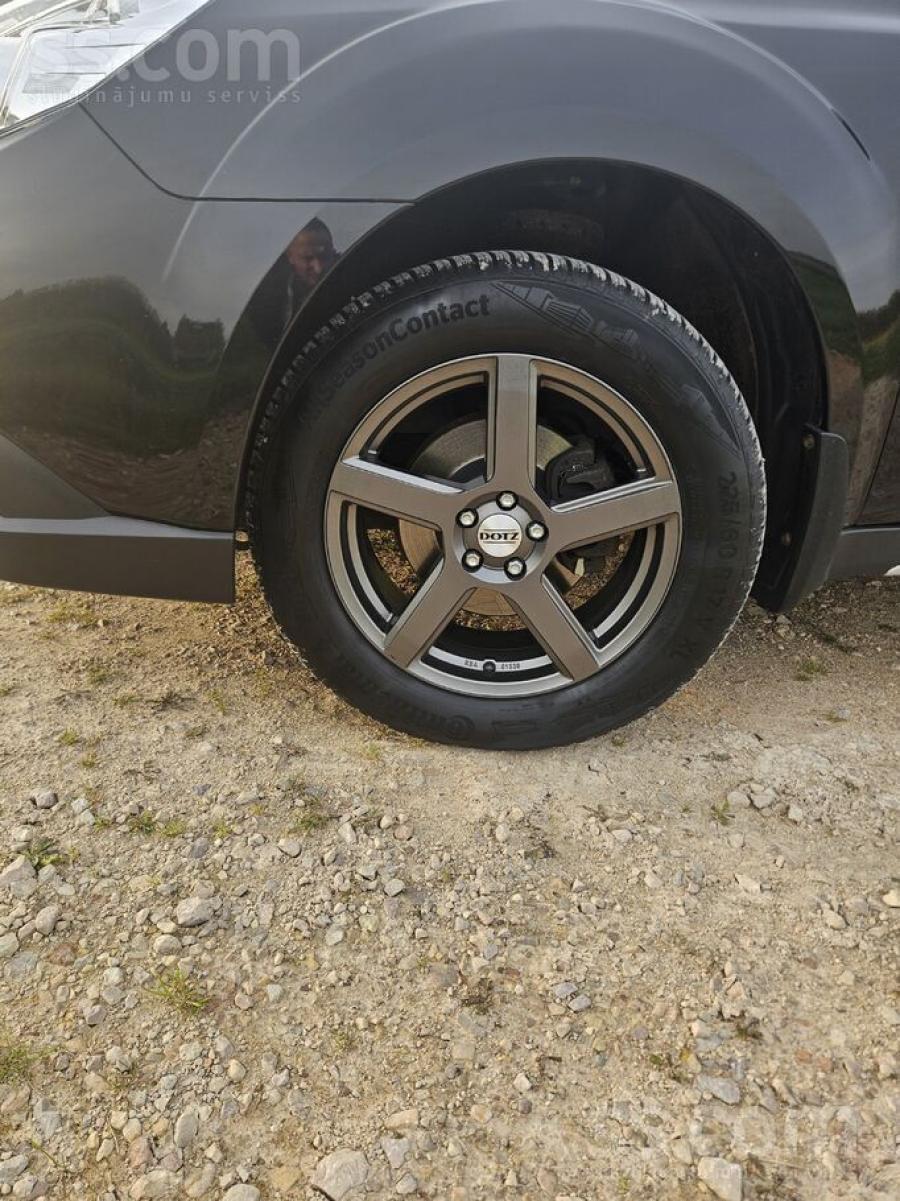 Black Subaru Outback 2012 in Riga, with an engine capacity of 2.00 L and mileage of 256 thousand km for 3800 €, photo 7 on AUTOMOTO.COM.LV