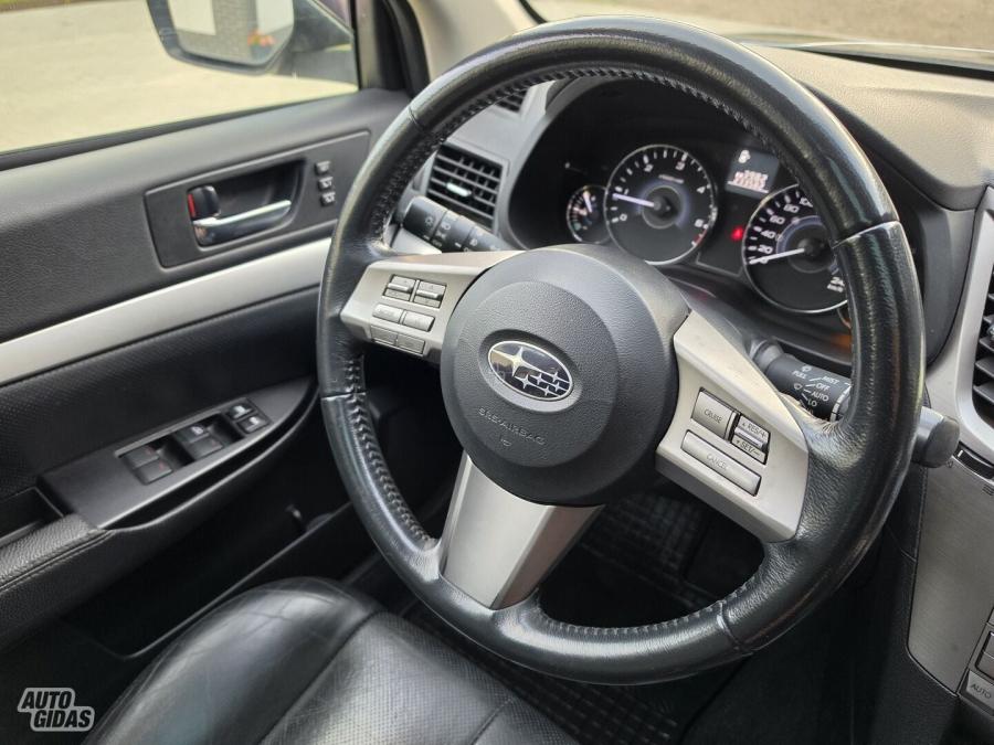 Melns Subaru Outback 2012 Šilutė, ar dzinēja tilpumu 2.00 L un nobraukumu 233 tūkst. km par 2350 €, foto 18 vietnē AUTOMOTO.COM.LV