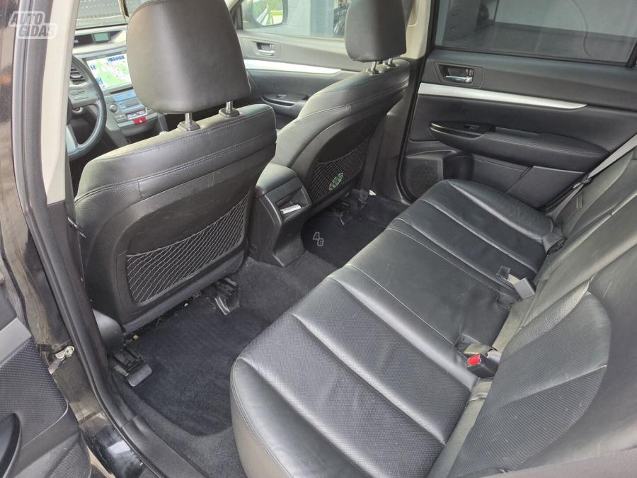 Melns Subaru Outback 2012 Šilutė, ar dzinēja tilpumu 2.00 L un nobraukumu 233 tūkst. km par 2350 €, foto 24 vietnē AUTOMOTO.COM.LV
