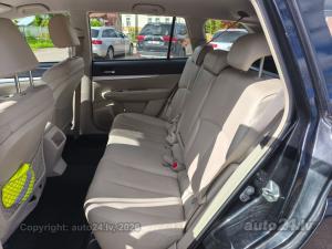 Black Subaru Outback 2012 in Tartu, with an engine capacity of 2.00 L and mileage of 176 thousand km for 5900 €, photo 3 on AUTOMOTO.COM.LV