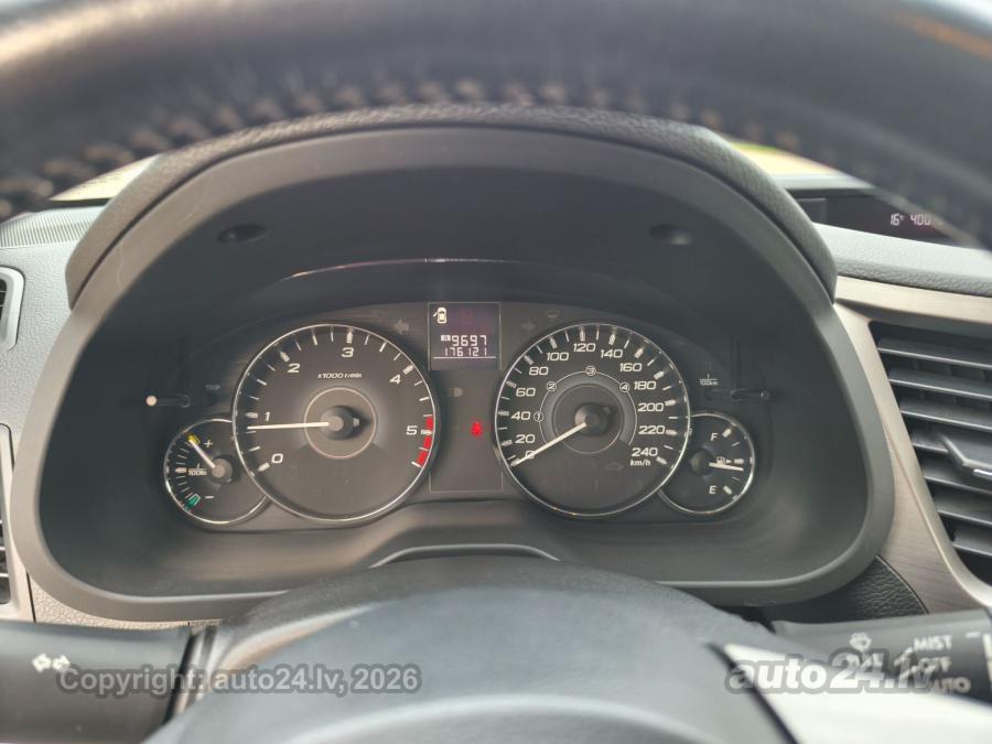 Black Subaru Outback 2012 in Tartu, with an engine capacity of 2.00 L and mileage of 176 thousand km for 5900 €, photo 8 on AUTOMOTO.COM.LV