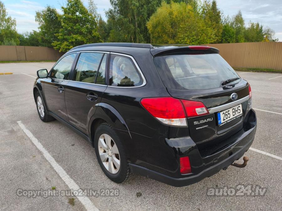 Black Subaru Outback 2012 in Tartu, with an engine capacity of 2.00 L and mileage of 176 thousand km for 5900 €, photo 13 on AUTOMOTO.COM.LV