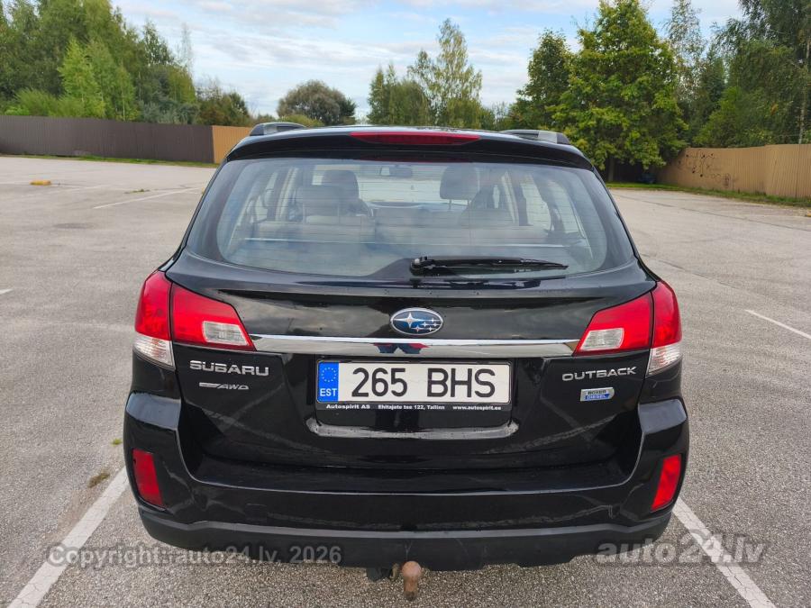 Black Subaru Outback 2012 in Tartu, with an engine capacity of 2.00 L and mileage of 176 thousand km for 5900 €, photo 14 on AUTOMOTO.COM.LV