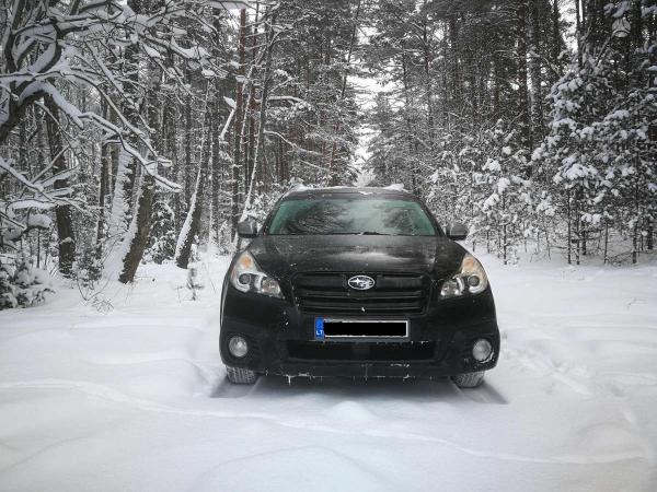 Melns Subaru Outback 2013 Ignalina, ar dzinēja tilpumu 3.60 L un nobraukumu 216 tūkst. km par 12800 €, foto 1 vietnē AUTOMOTO.COM.LV