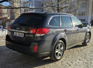 Melns Subaru Outback 2013 Rīga, ar dzinēja tilpumu 2.50 L un nobraukumu 255 tūkst. km par 7250 €, foto  vietnē AUTOMOTO.COM.LV