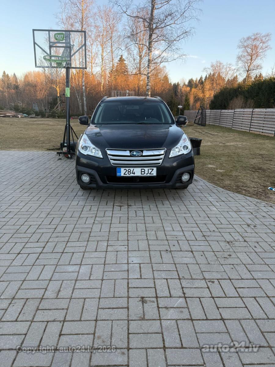 Melns Subaru Outback 2013 Tallina, ar dzinēja tilpumu 2.50 L un nobraukumu 200 tūkst. km par 5500 €, foto 5 vietnē AUTOMOTO.COM.LV