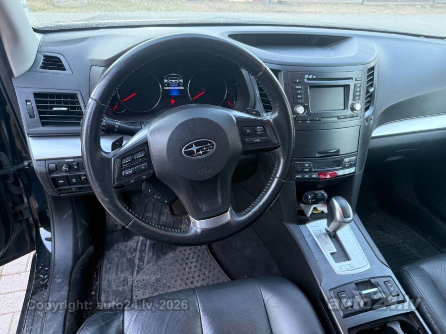 Melns Subaru Outback 2013 Tallina, ar dzinēja tilpumu 2.50 L un nobraukumu 200 tūkst. km par 5500 €, foto 7 vietnē AUTOMOTO.COM.LV