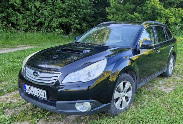 Melns Subaru Outback 2013 Viļņa, ar dzinēja tilpumu 2.00 L un nobraukumu 312 tūkst. km par 4500 €, foto 1 vietnē AUTOMOTO.COM.LV