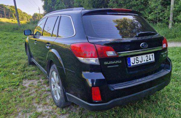 Melns Subaru Outback 2013 Viļņa, ar dzinēja tilpumu 2.00 L un nobraukumu 312 tūkst. km par 4500 €, foto 6 vietnē AUTOMOTO.COM.LV