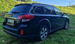 Melns Subaru Outback 2013 Viļņa, ar dzinēja tilpumu 2.00 L un nobraukumu 312 tūkst. km par 4500 €, foto 8 vietnē AUTOMOTO.COM.LV