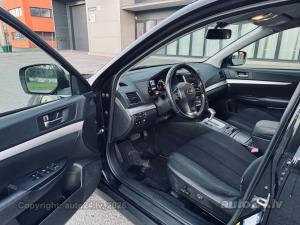 Melns Subaru Outback 2013 Tallina, ar dzinēja tilpumu 2.50 L un nobraukumu 200 tūkst. km par 6990 €, foto 9 vietnē AUTOMOTO.COM.LV