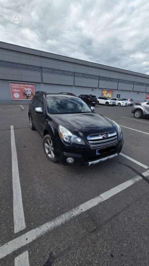 Black Subaru Outback 2013 in Vilnius, with an engine capacity of 2.50 L and mileage of 216 thousand km for 6500 €, photo 4 on AUTOMOTO.COM.LV