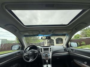 Black Subaru Outback 2013 in Kaunas, with an engine capacity of 3.60 L and mileage of 215 thousand km for 8900 €, photo 10 on AUTOMOTO.COM.LV