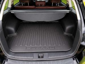 Black Subaru Outback 2013 in Kaunas, with an engine capacity of 3.60 L and mileage of 215 thousand km for 8900 €, photo 12 on AUTOMOTO.COM.LV