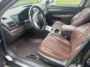 Black Subaru Outback 2013 in Kaunas, with an engine capacity of 3.60 L and mileage of 215 thousand km for 8900 €, photo 18 on AUTOMOTO.COM.LV