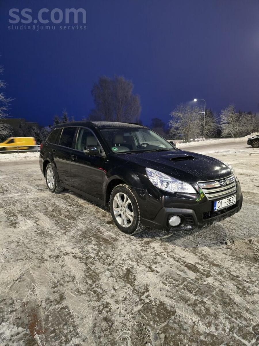 Black Subaru Outback 2014 in Riga, with an engine capacity of 2.00 L and mileage of 329 thousand km for 5350 €, photo 1 on AUTOMOTO.COM.LV