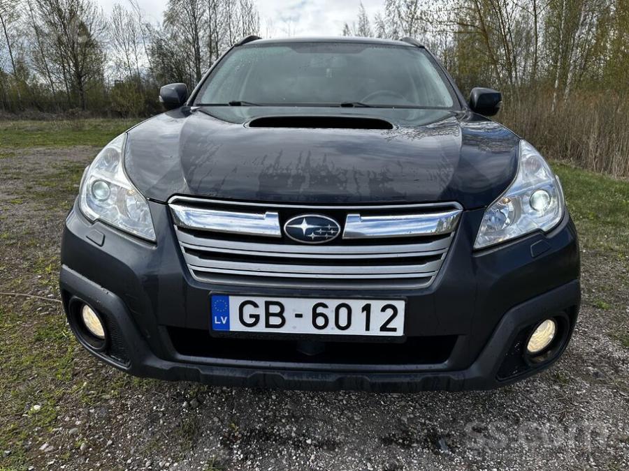 Black Subaru Outback 2014 in Daugavpils, with an engine capacity of 2.00 L and mileage of 329 thousand km for 3950 €, photo 1 on AUTOMOTO.COM.LV