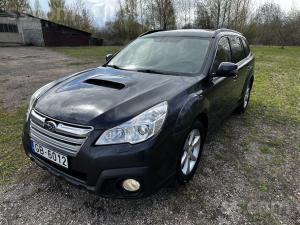Black Subaru Outback 2014 in Daugavpils, with an engine capacity of 2.00 L and mileage of 329 thousand km for 3950 €, photo 3 on AUTOMOTO.COM.LV