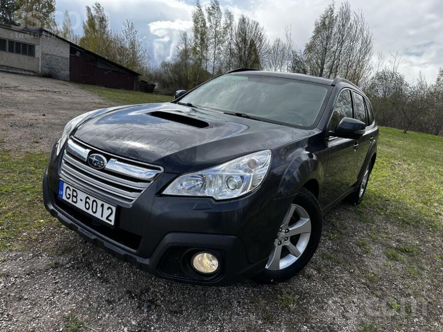 Black Subaru Outback 2014 in Daugavpils, with an engine capacity of 2.00 L and mileage of 329 thousand km for 3950 €, photo 4 on AUTOMOTO.COM.LV