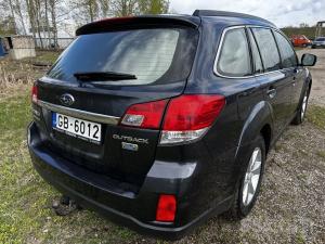 Black Subaru Outback 2014 in Daugavpils, with an engine capacity of 2.00 L and mileage of 329 thousand km for 3950 €, photo 7 on AUTOMOTO.COM.LV